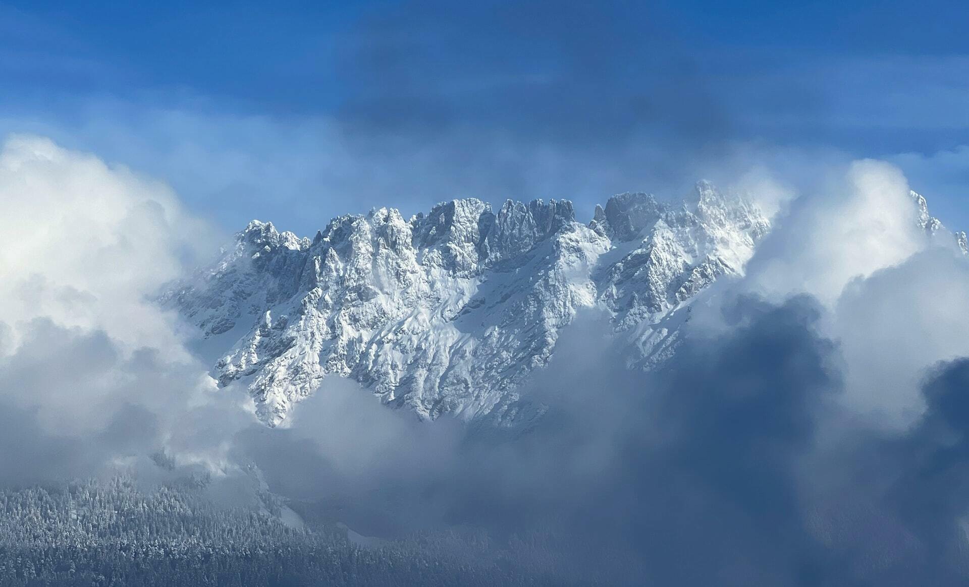 Sed etiam facilis | Grav Editorial